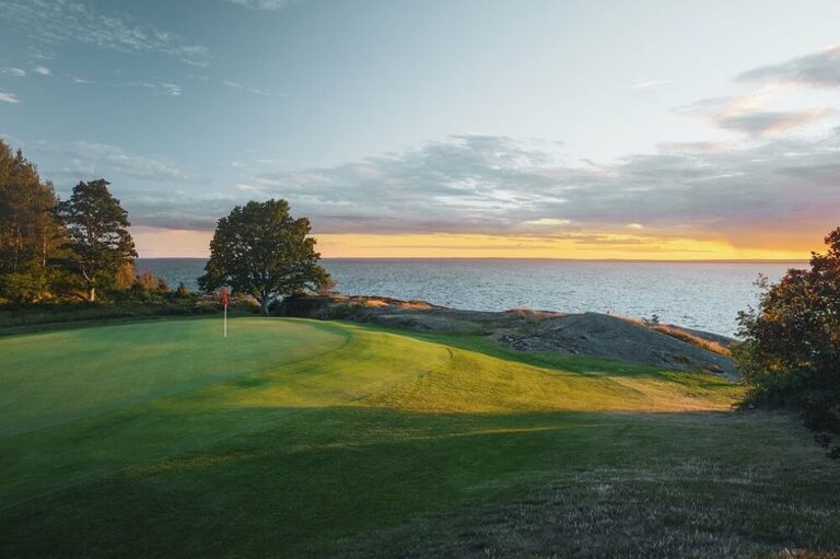Ombergs Golf Resort - Golfpaket.se